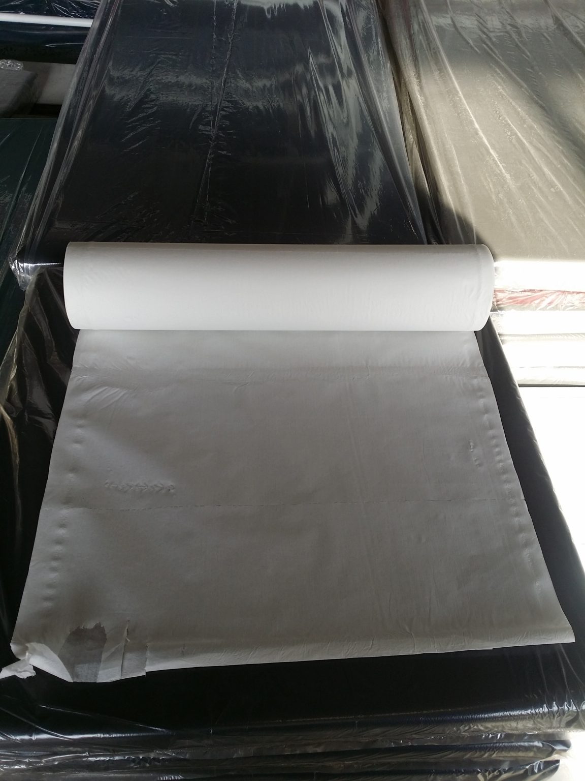 MEDICAL PAPER TOWEL ROLL – Concordia Medical